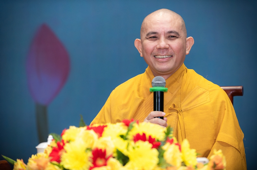 Ngày thứ hai KTMH 2024: Pháp thoại “Để Hạnh Phúc Có Mặt” - Thượng tọa ...